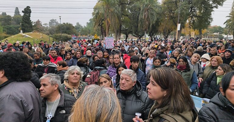 Los porteros levantaron el paro tras una promesa de diálogo, pero el ...